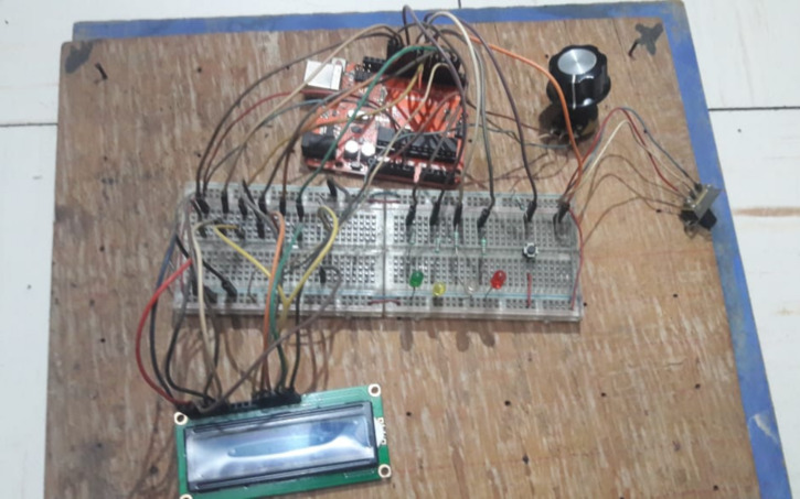 Circuit Design Stopwatch With Arduino Tinkercad