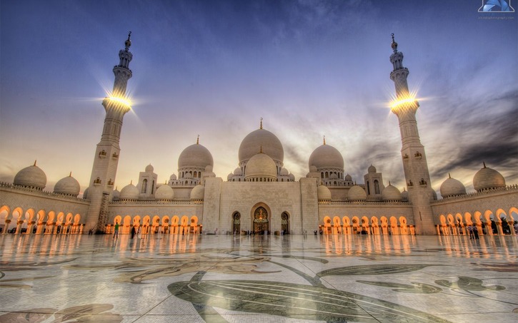 3D design Sheikh Zayed Mosque. - Tinkercad