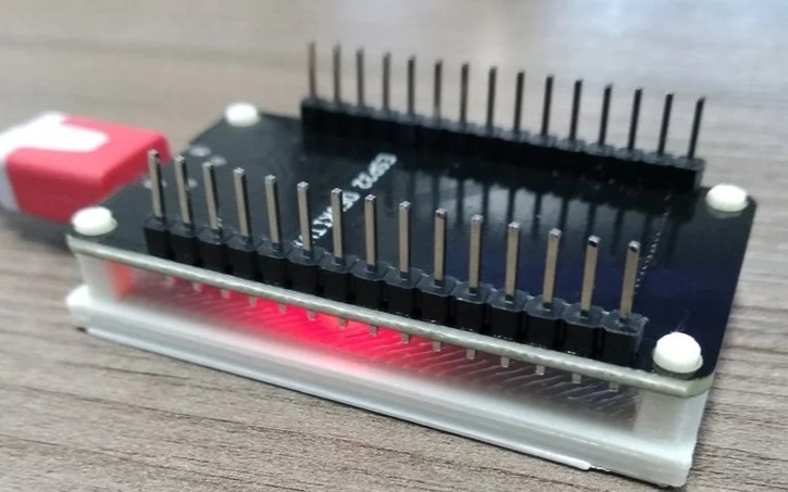 3D design ESP32 Mount Devkit v1 - Tinkercad