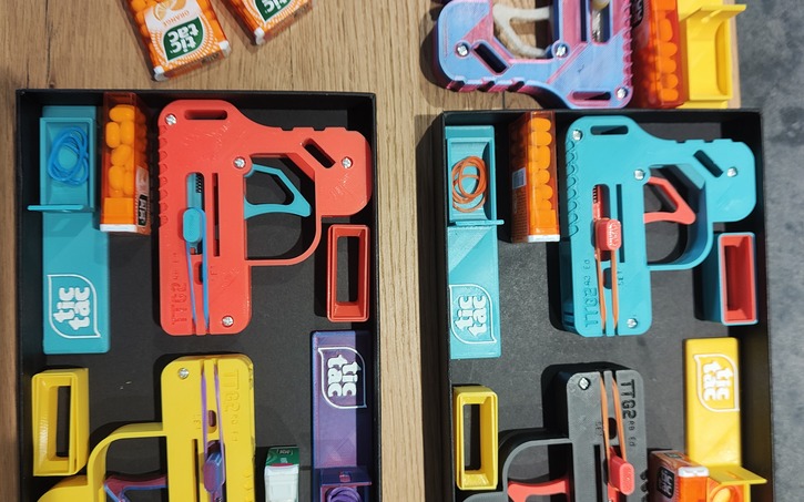 3D design Tic tac gun - Tinkercad