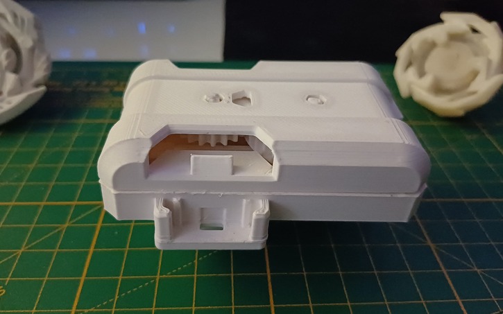 3D design BEYBLADE X "CUSTOM" WINDER LAUNCHER - Tinkercad