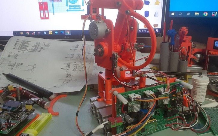 3D design 28BYJ-48 mini robot arm - Tinkercad