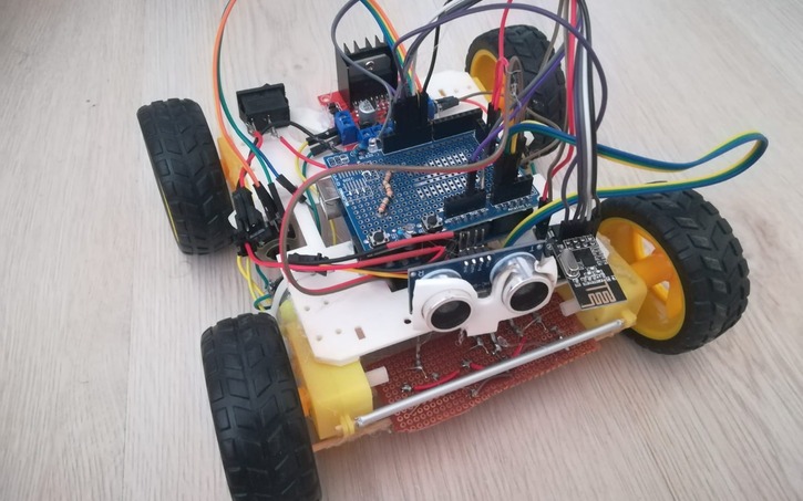 3D design Arduino 4x4 Car - Tinkercad