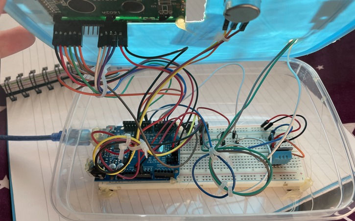 Circuit design DHT11 Inside/Outside Temperature and Humidity project ...