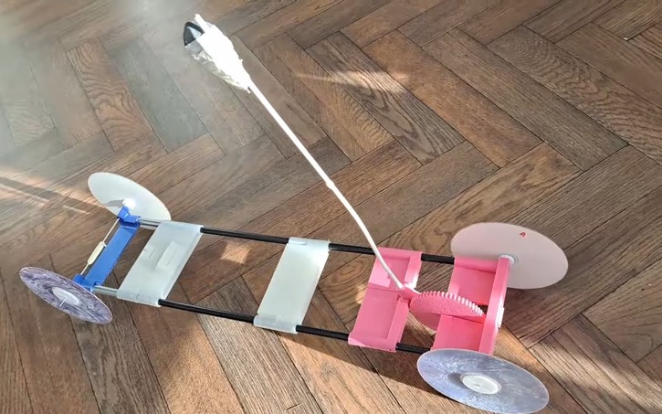 3D design Geared gravity car - Tinkercad